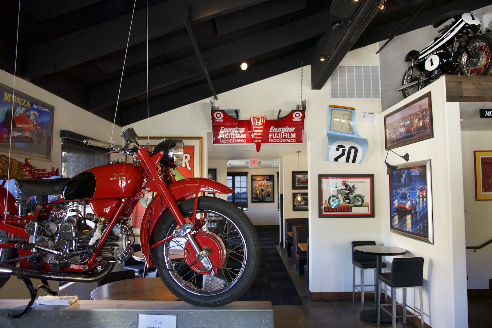 Turn 12 Bar & Grill | Old Monterey